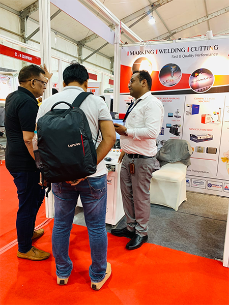 Exhibition - Divine Laser Technologies